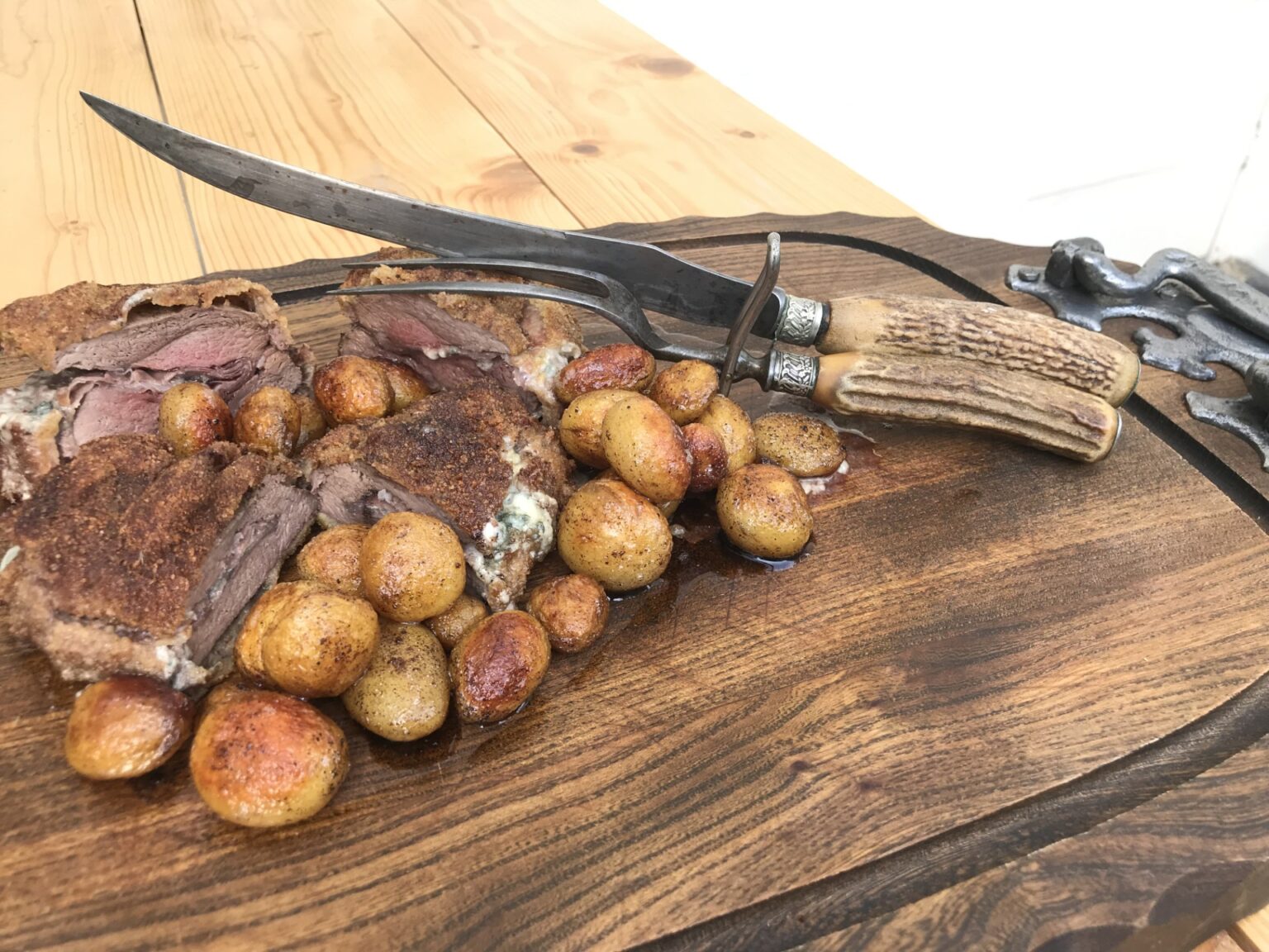 Cordon Bleu with Coppa and Roquefort - Hunting